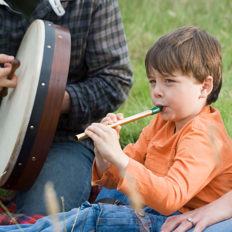 Dutch Traditional Music and Musical Instruments - Dinolingo: Language ...